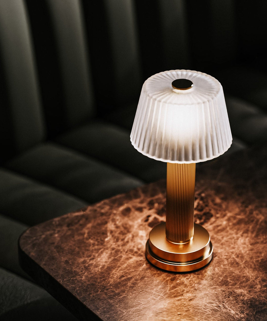 Manhattan Cordless Lamp | Premium LED Table Lighting | NEOZ