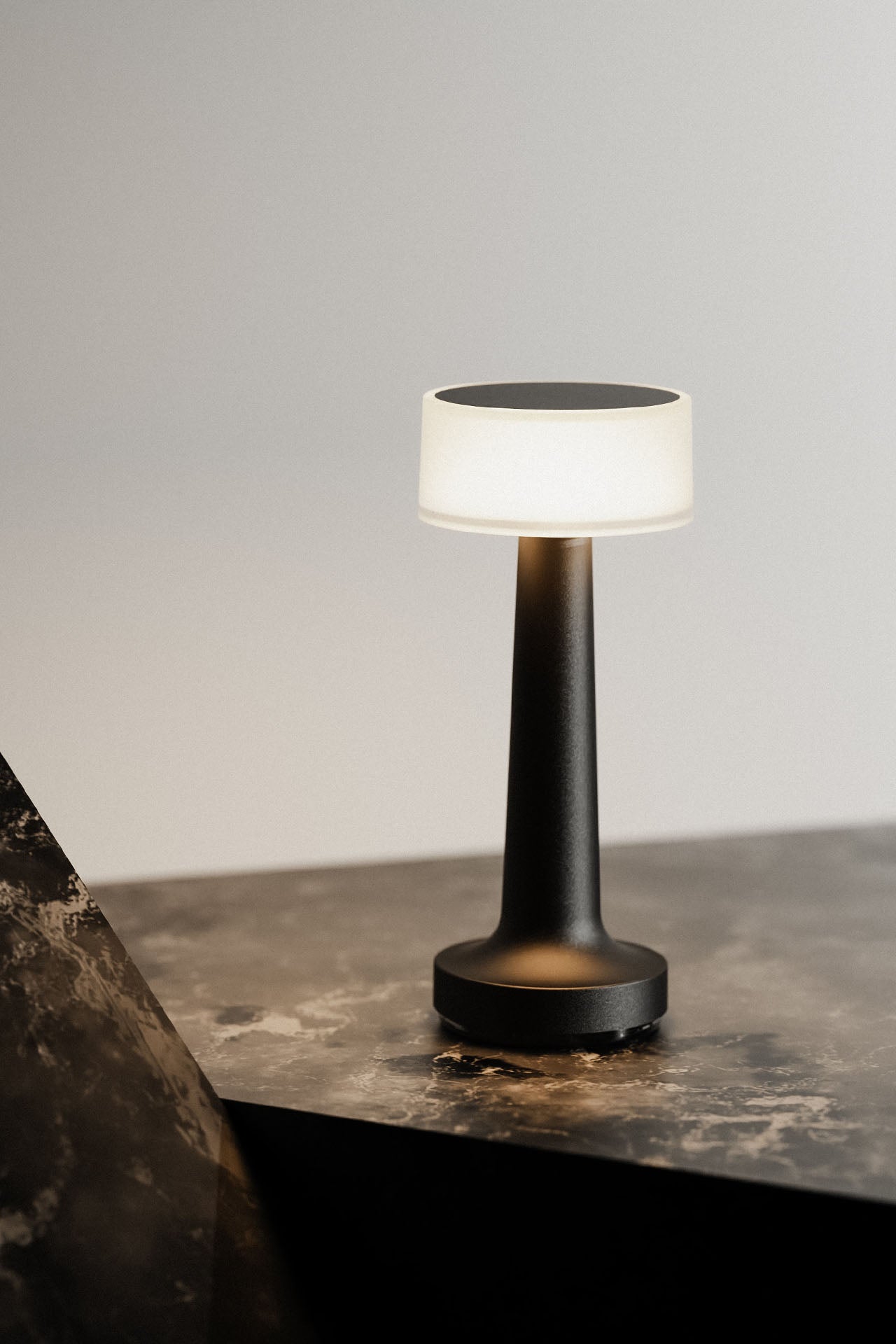 Cordless Table Lamps - NEOZ